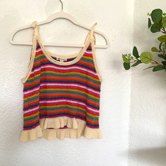 Versona | Tops | Very Gently Used Flowy Crochet Crop Top | Poshmark